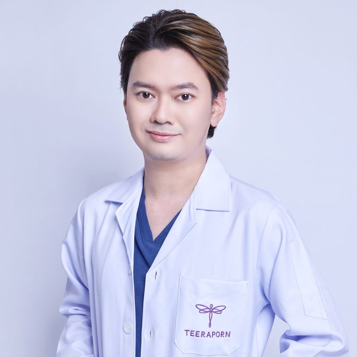 ทีมแพทย์ - โรงพยาบาลธีรพร